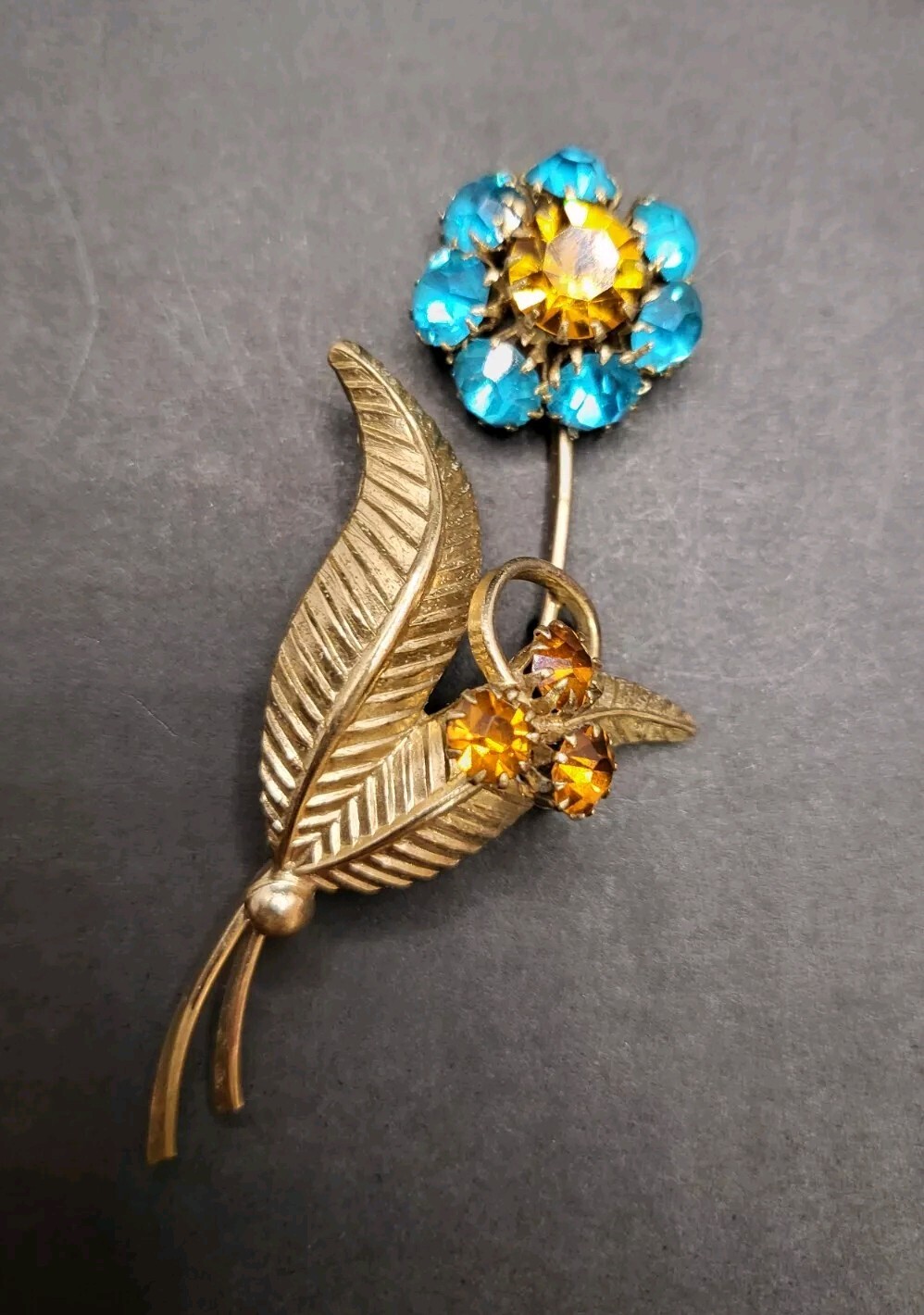 VINTAGE TURQUOISE & TOPAZ COLORED CRYSTAL RHINESTONES… - Gem