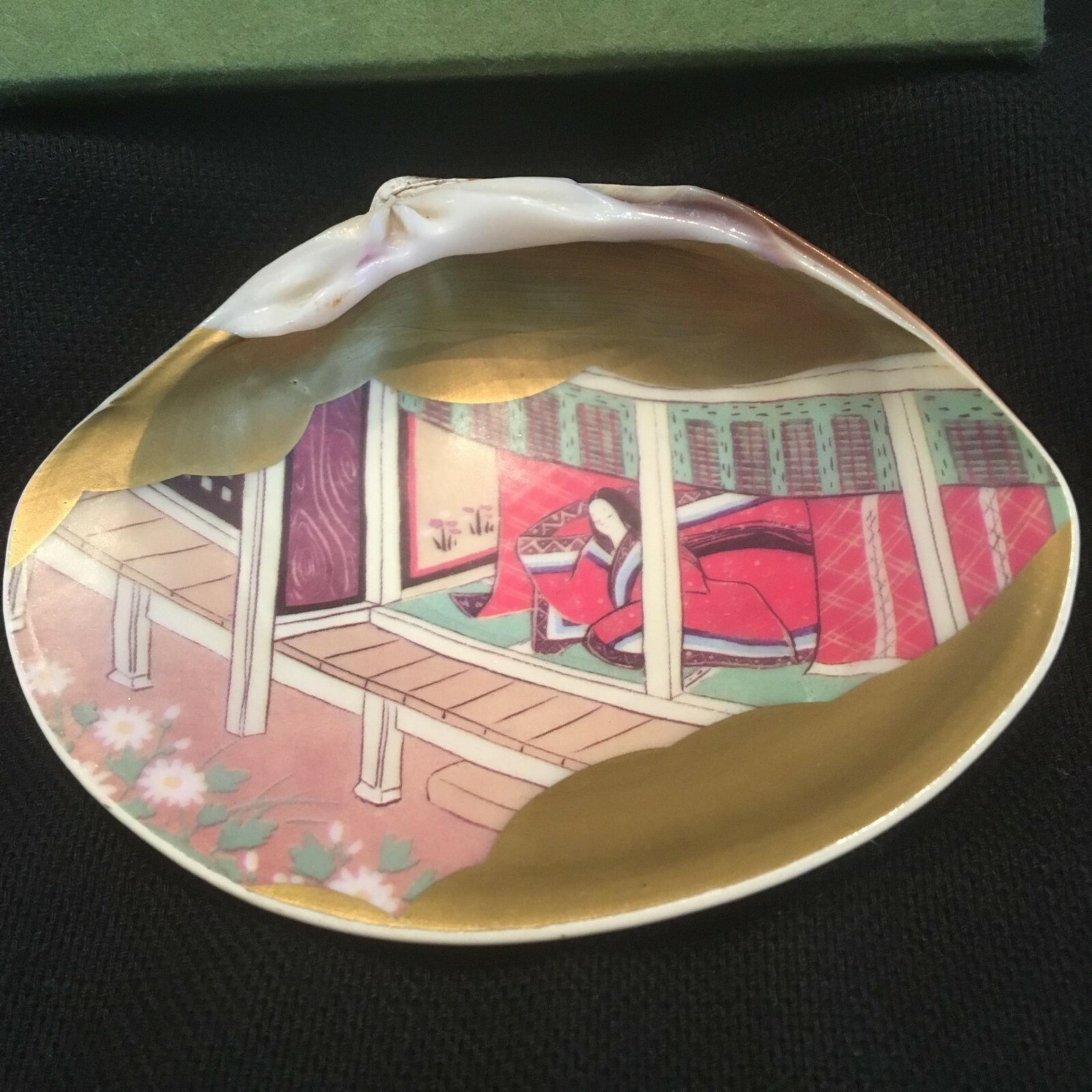 Pair of Hand Painted Kaiawase Matching Game Shells ~ Japan | eBay