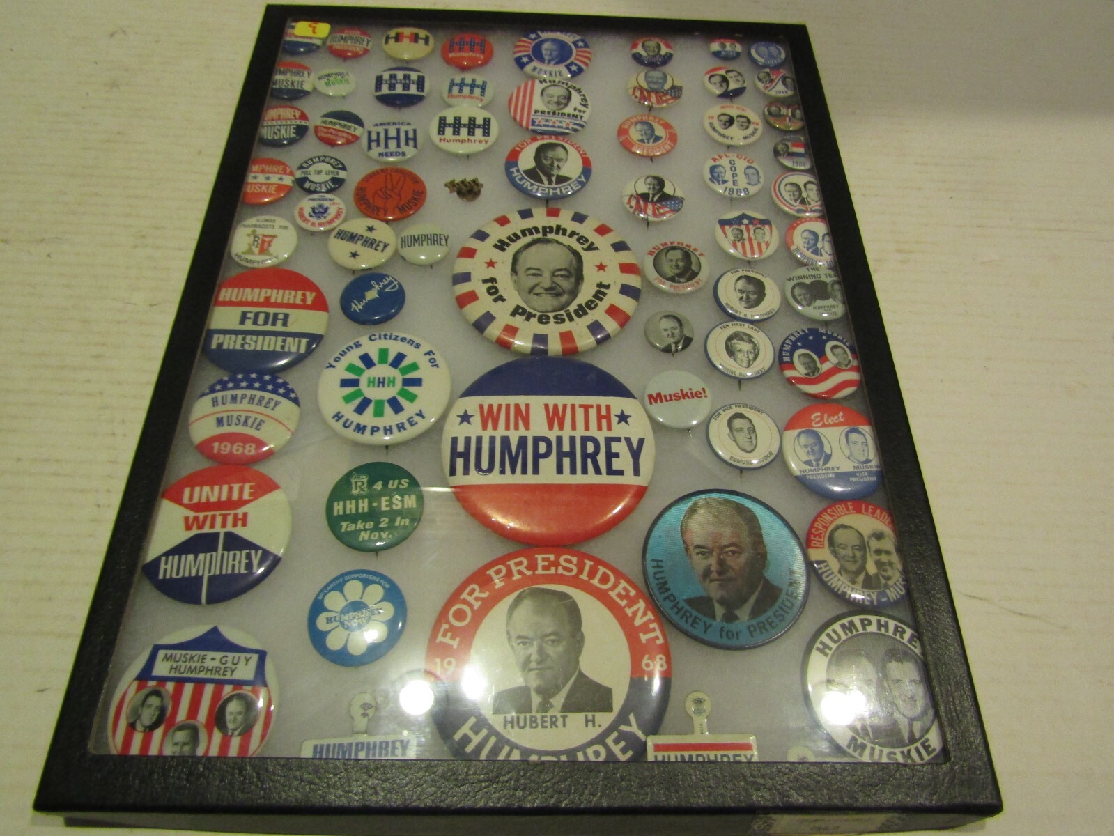 HUGE LOT VINTAGE POLITICAL PINS PINBACK PRESIDENT ELECTION CAMPAIGN ...