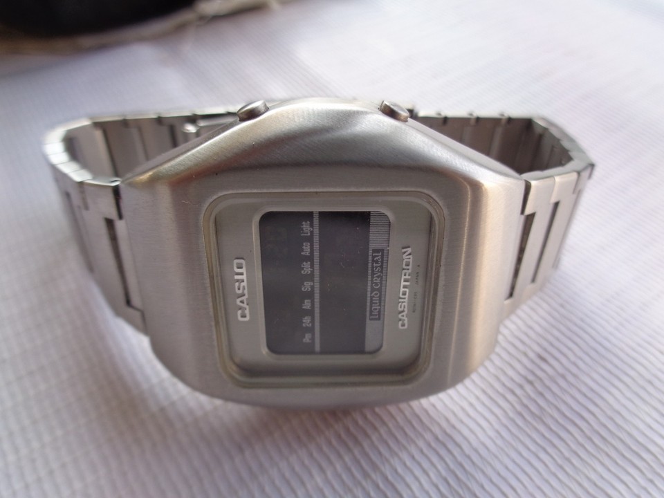 RARE COLLECTIBLE VTG CASIO CASIOTRON TRN-110 LIQUID CRYSTAL DIGITAL ...