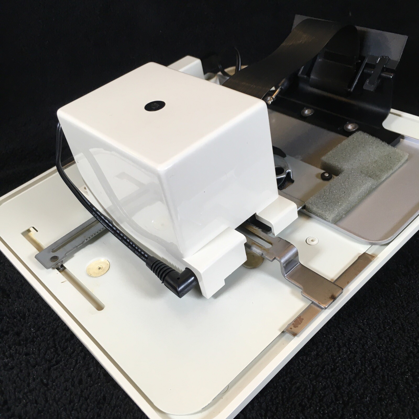 SINGER 6268 SewWare Embroidery Unit Sewing Machine Attachment ONLY ...