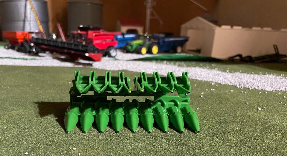 1/64 Ertl John Deere 16 Row Folding Corn Head - Just Released - Awesome ...