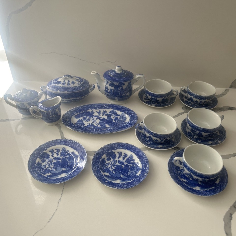 Vintage Miniature Childs Blue Willow Tea Set 19 Pieces Made In Japan | eBay