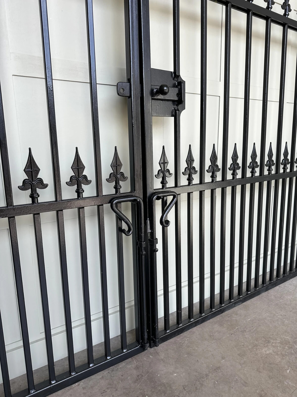 Reclaimed Decorative Metal Driveway Gates & Posts | eBay UK