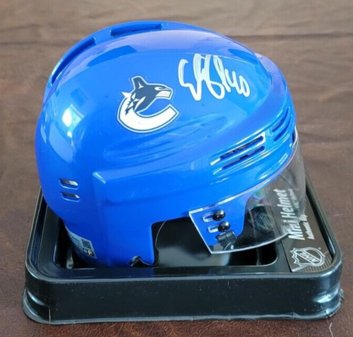 Elias Pettersson Autographed Blue Mini Helmet - Vancouver Canucks | eBay