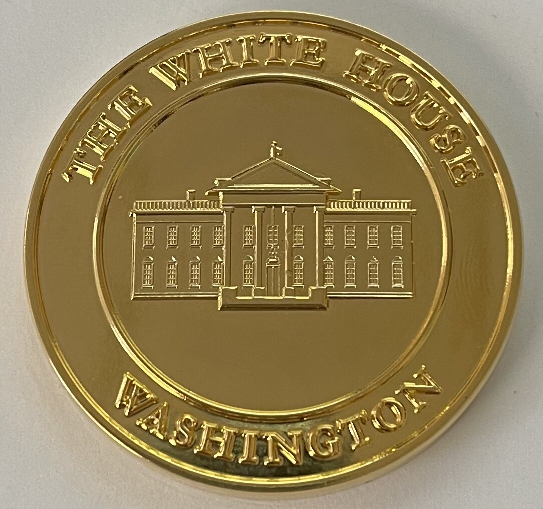 FLOTUS FIRST LADY Melania Trump WHITE HOUSE COIN | eBay