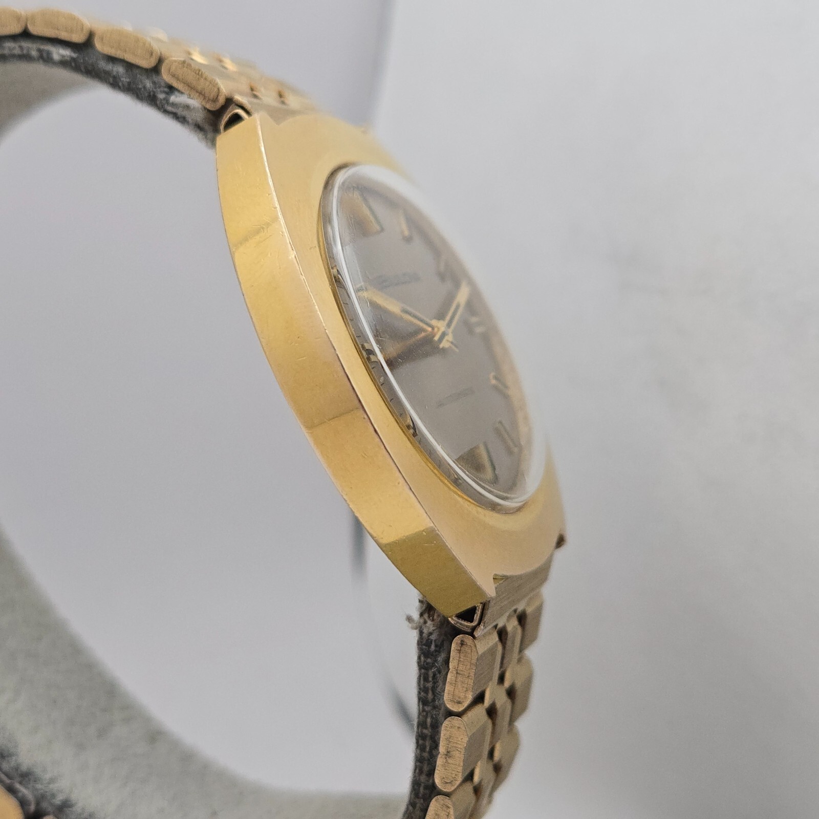 Vintage BULOVA men's automatic watch Micro rotor 12EBA 17Jewels swiss ...