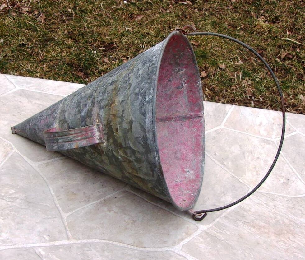 ANTIQUE B & O RAILROAD FIRE FIGHTING BUCKET WITH POINTED CONE BOTTOM B ...