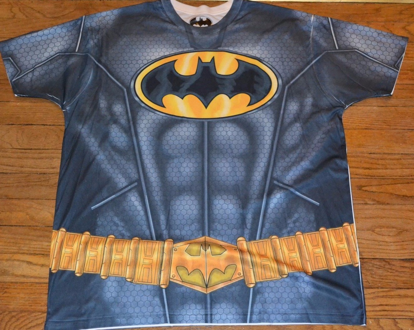Batman Costume T-Shirt 100% Polyester DC Comics Licensed Tee 2-Sided ...
