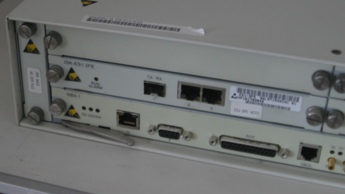 Alcatel-Lucent 1642 Edge Multiplexer Compact mit ISA-ES1 3FE und MB4-1 ...