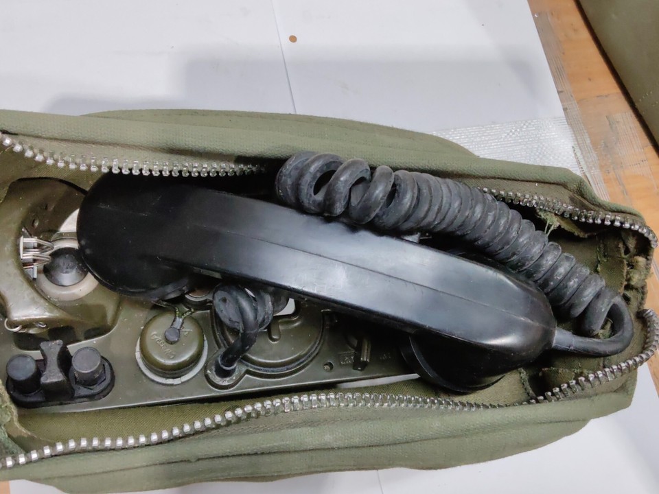 VINTAGE VIETNAM ERA U.S. ARMY TA-312/PT Field Telephone Set with Case ...