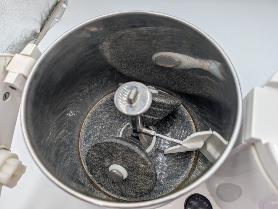 ELGI Ultra Dura Plus + Indian Wet Grinder Mix Mixer Maker Machine NEED ...