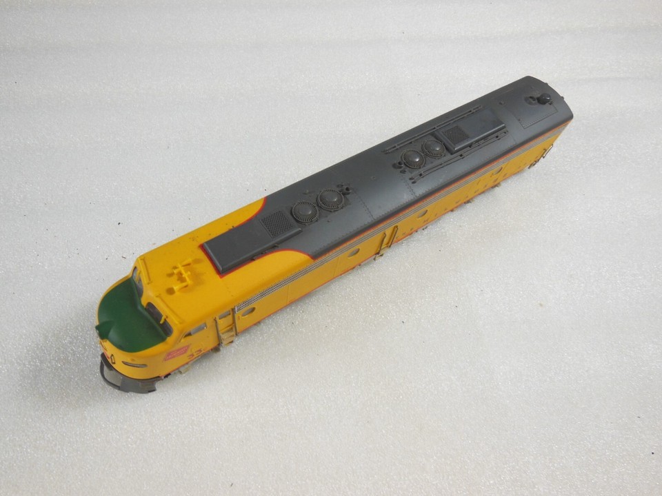 Life-Like HO Scale Locomotive The Milwaukee Road Engine #33C UNTESTED ...
