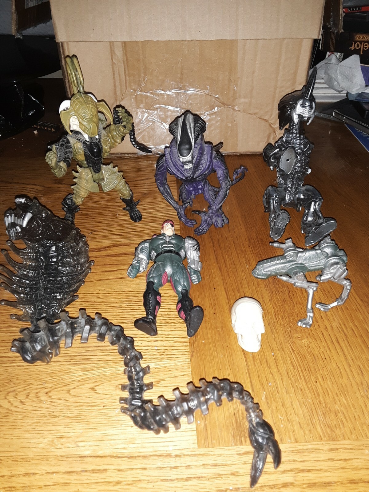 HUGE lot of 7 RARE VINTAGE 1990s Aliens vs. Predator Kenner Action ...