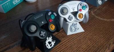 Nintendo GameCube Controller Stand (Smash Fire) | eBay