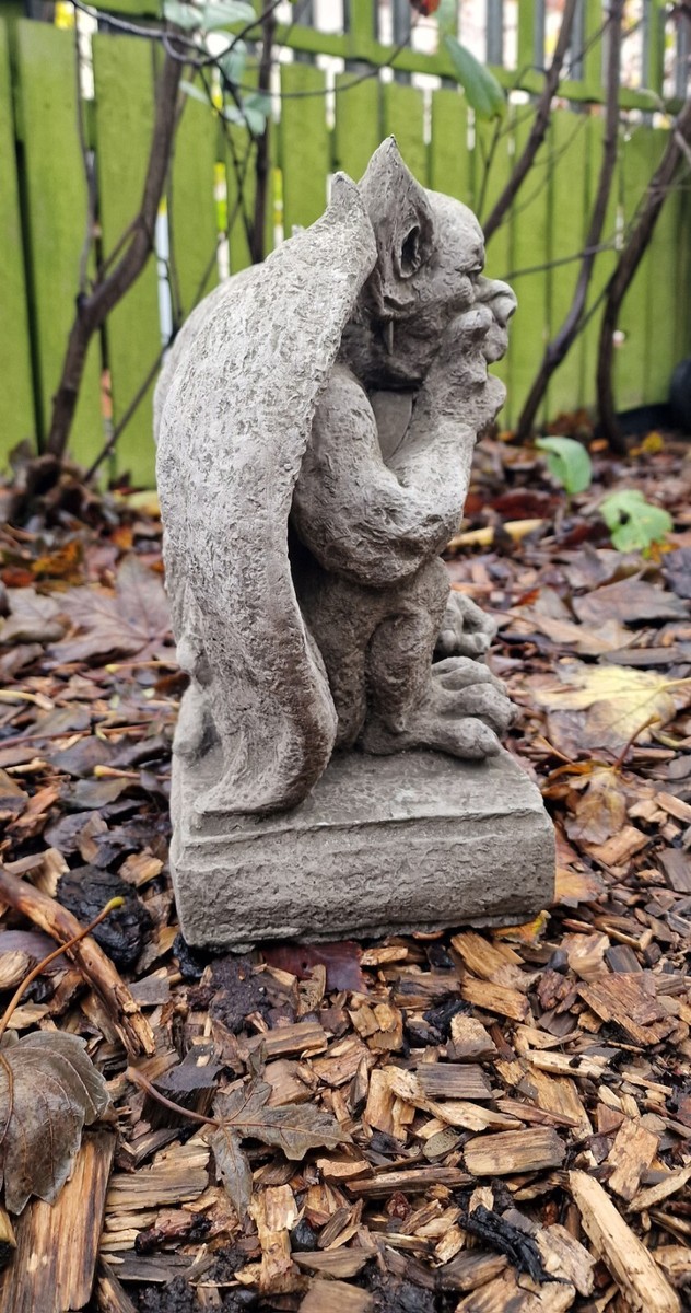 Winged Gargoyle Garden Statue | Fasci Garden