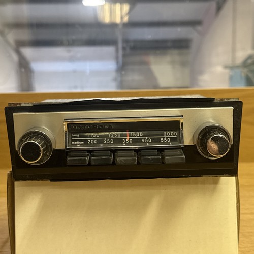Motorola 1960’s Classic Car Chrome Push Button Radio. + Positive Earth ...