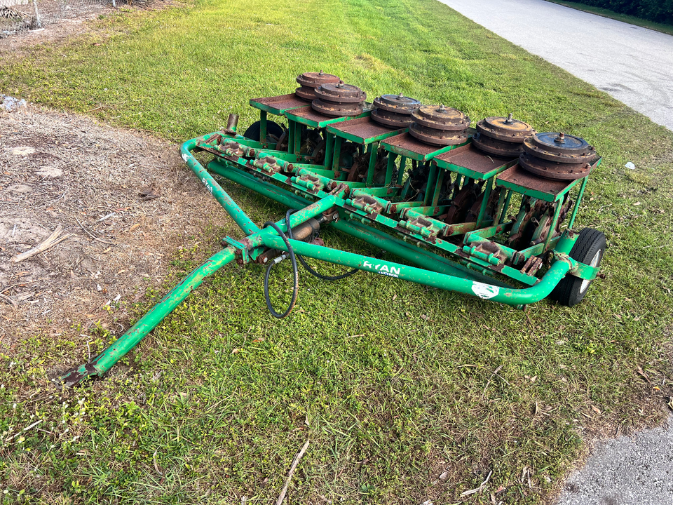 Ryan 72" Renovaire Tow-Behind Aerator Lawn Core Turf Aerator Slicer ...