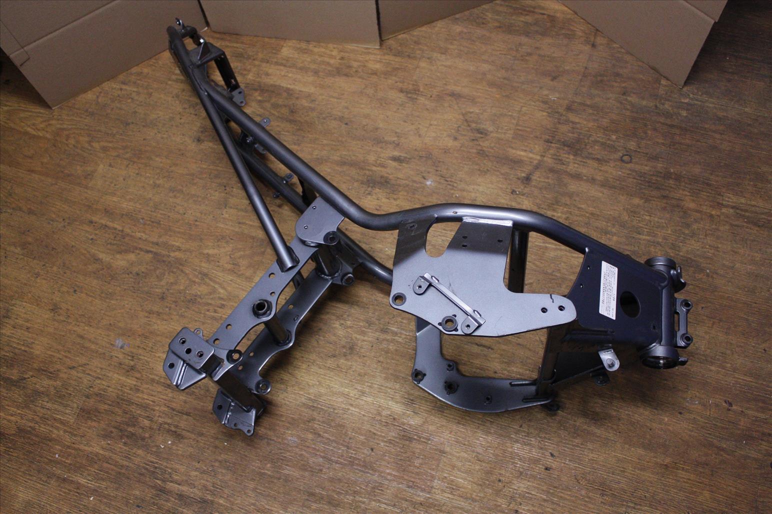2009 YAMAHA FZ6-R MAIN FRAME CHASSIS OEM FZ6 R 09 | eBay