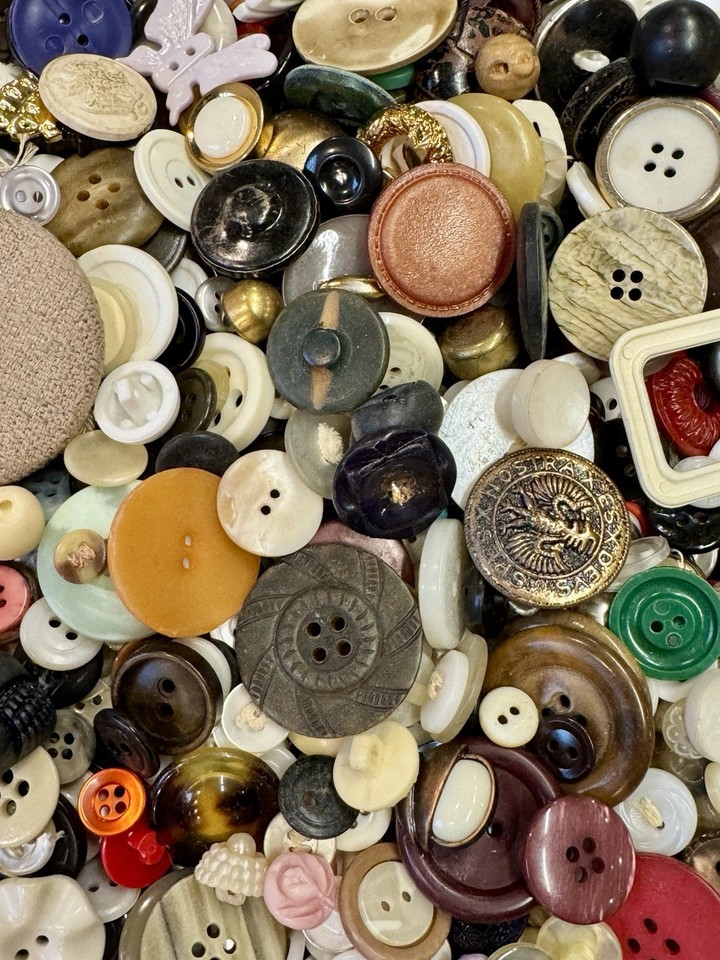 BUTTONS! HUGE Lot Estate Mix TEN POUNDS Vintage Sewing Buttons 10lb ...