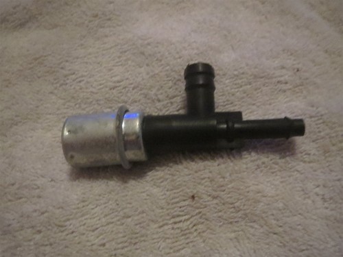 NOS 1981 - 1986 AMC JEEP WRANGLER CHEROKEE CJ ALL 4.2 258 PCV VALVE PCV ...