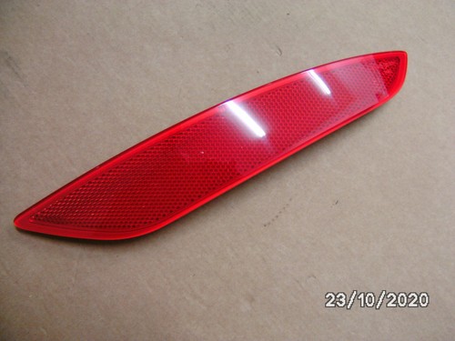 GENUINE SKODA YETI 2010 - 2013 REAR BUMPER REFLECTOR RIGHT 5L0945106 | eBay