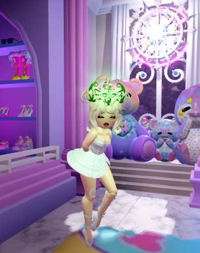 ROYAL HIGH HALO (FLOWERING HALO 2024🌷🪷🌿) CHEAP PRICE-READ DESCRIPTION ...