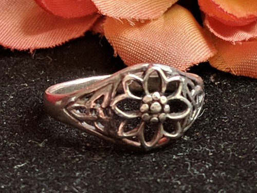 Vintage CW 925 Sterling Silver Open Worked Flower Ring 2.1 g & Size 6.5 ...