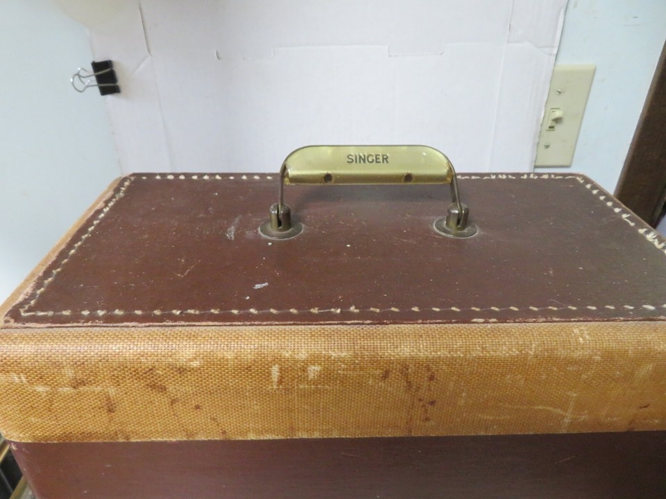 Vintage 1956 Singer Sewing Machine Model 99K: w/ Foot Pedal and ...