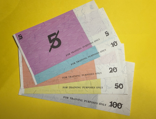Australian Decimal Training Notes Set of 5 - Uncirculated ($5-$10-$20 ...