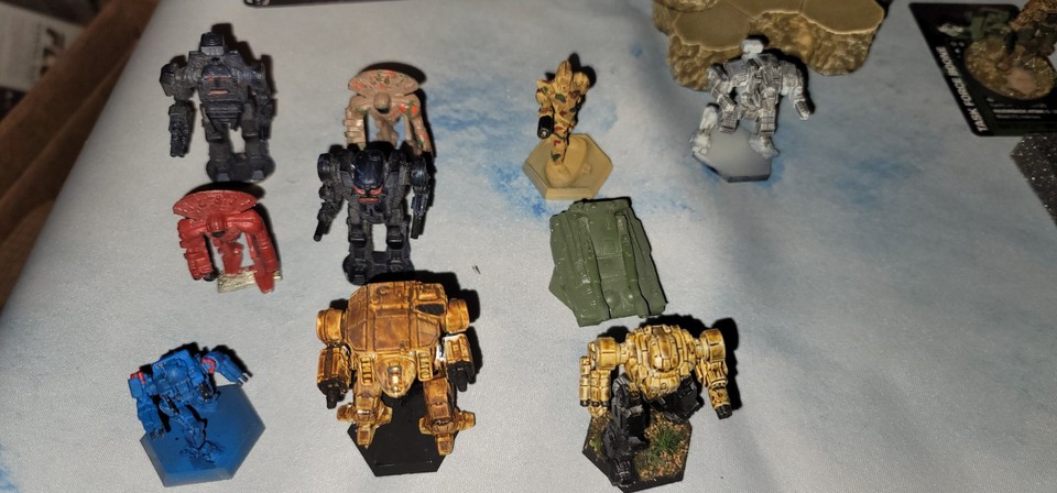 Lot Of 10 Battletech Miniatures Mixed Lot Metal And Plastic | eBay