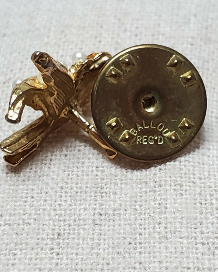 Ballou Dove Lapel pin Gold Tone with Pearl look accents | eBay