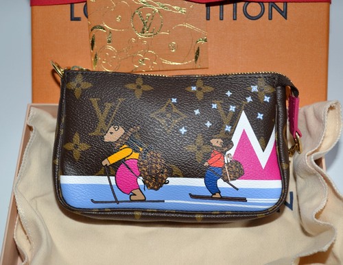 LOUIS VUITTON MINI POCHETTE CHRISTMAS BEARS ANIMATION LTD EDITION 2018 ...