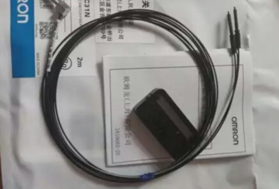 1PC NEW OMRON Fiber optic sensor E32-DC200F4R free shipping | eBay