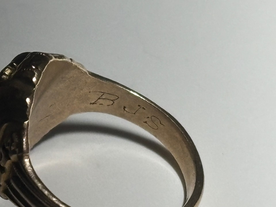 Vintage 1947 10K GOLD REDLANDS HS CLASS RING 3.5 Grams SMALL SIZE 3.5 ...