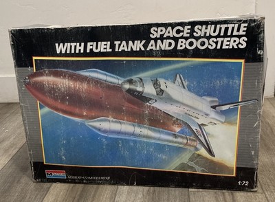 MONOGRAM Space Shuttle w/fuel tank and boosters 1:72 model kit 5900 pre ...