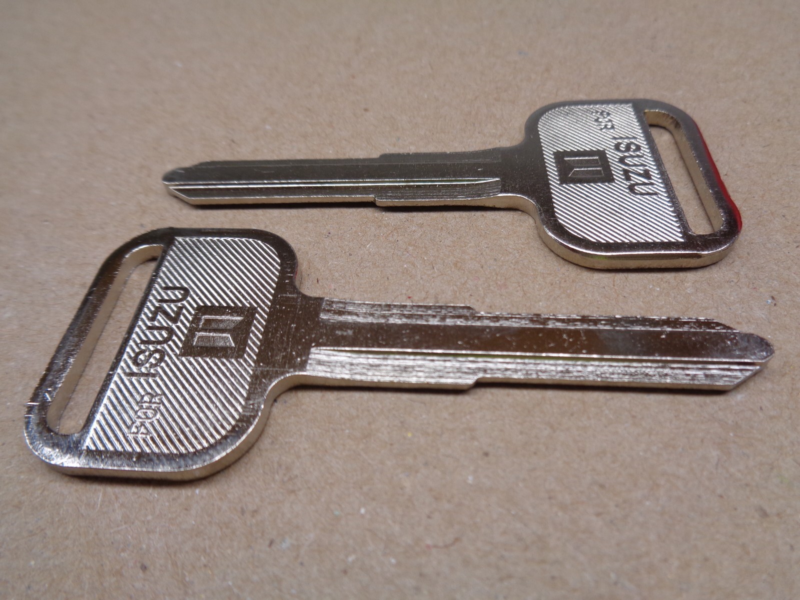 BLANK IGNITION KEY FITS ISUZU NPR NPR-HD 2011-2017 NEW PACK OF TWO U.S ...