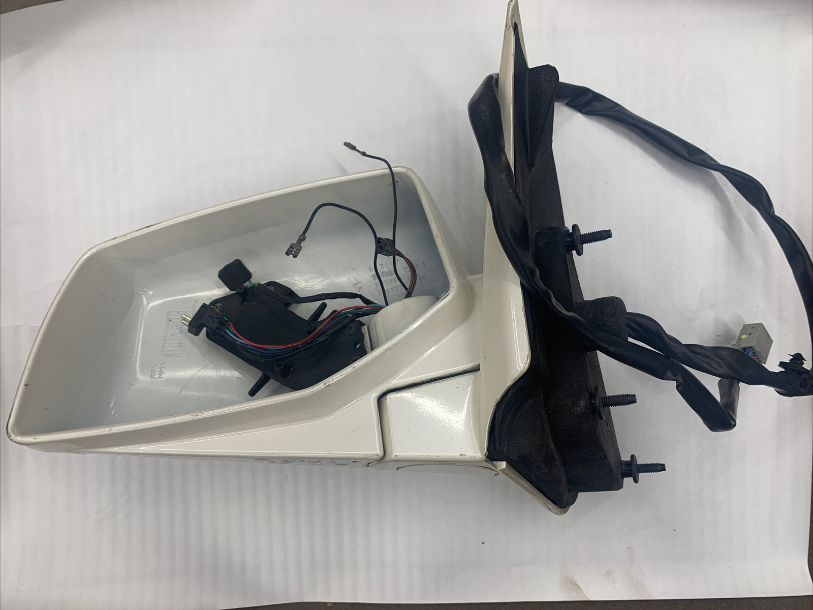 2004 2005 2006 Cadillac SRX Driver Side Mirror OEM White Pearl Left LH ...