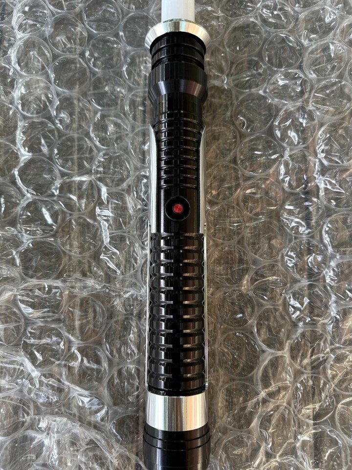 UltraSabers Lightsaber Consular w/Dark Menace Emitter+Consular Pommel ...