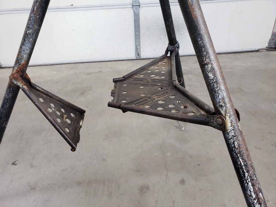 460 Ridgid Tristand 1/8-6 Portable Clamp Vise Pipe Threading Tripod ...