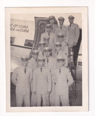 CUBAN MILITARY AIR FORCE YOUNG OFFICERS BY PLANE STEPS CUBA 1950s Photo ...