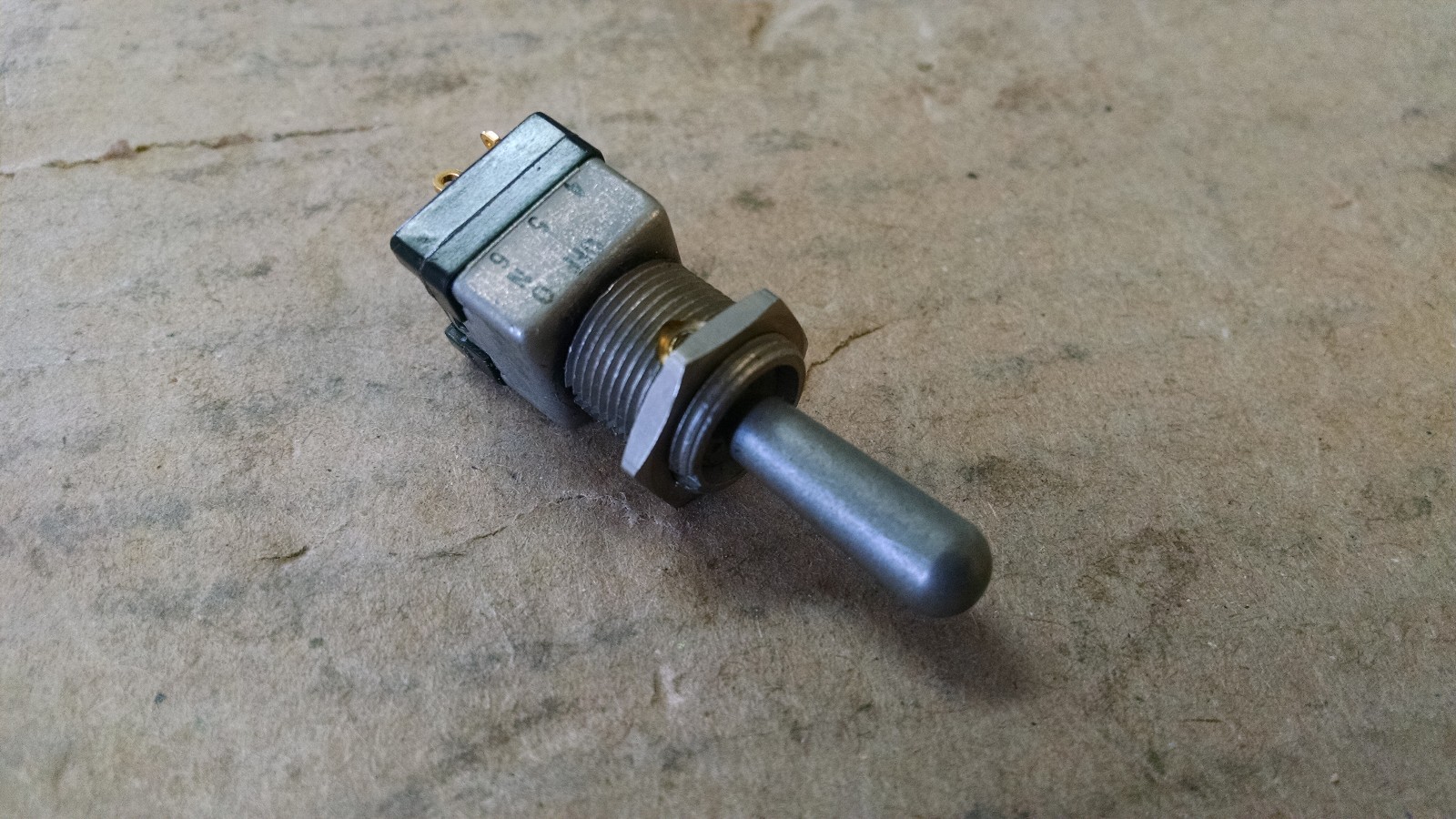 1 EA NOS DPST TOGGLE SWITCH FOR VARIOUS APPLICATIONS P/N: MS90311-281 ...