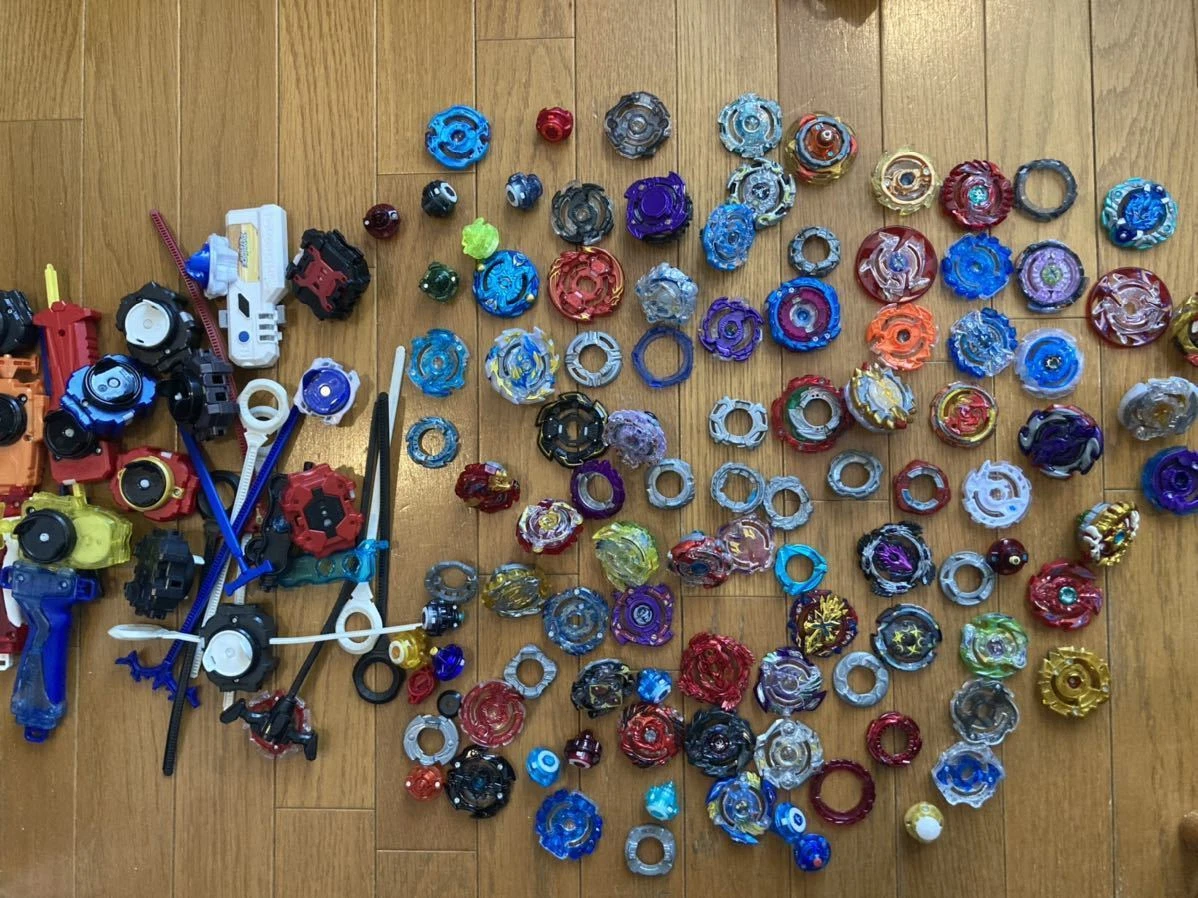 Beyblade Lot Of Burst Beyblades String Launchers Grips