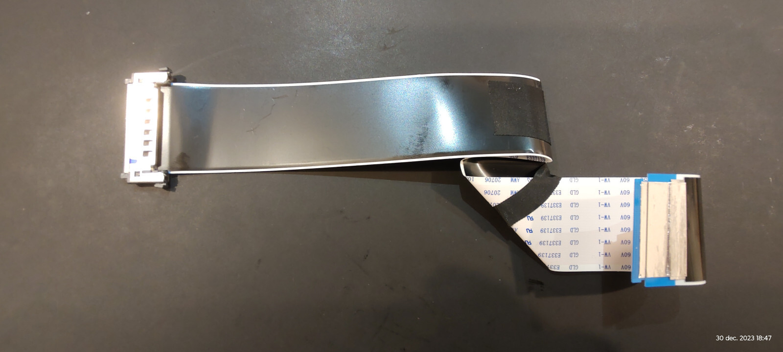 AOC C27G2 Tcon video flat cable. E337139 AWM 20706 GLD KNKON | eBay