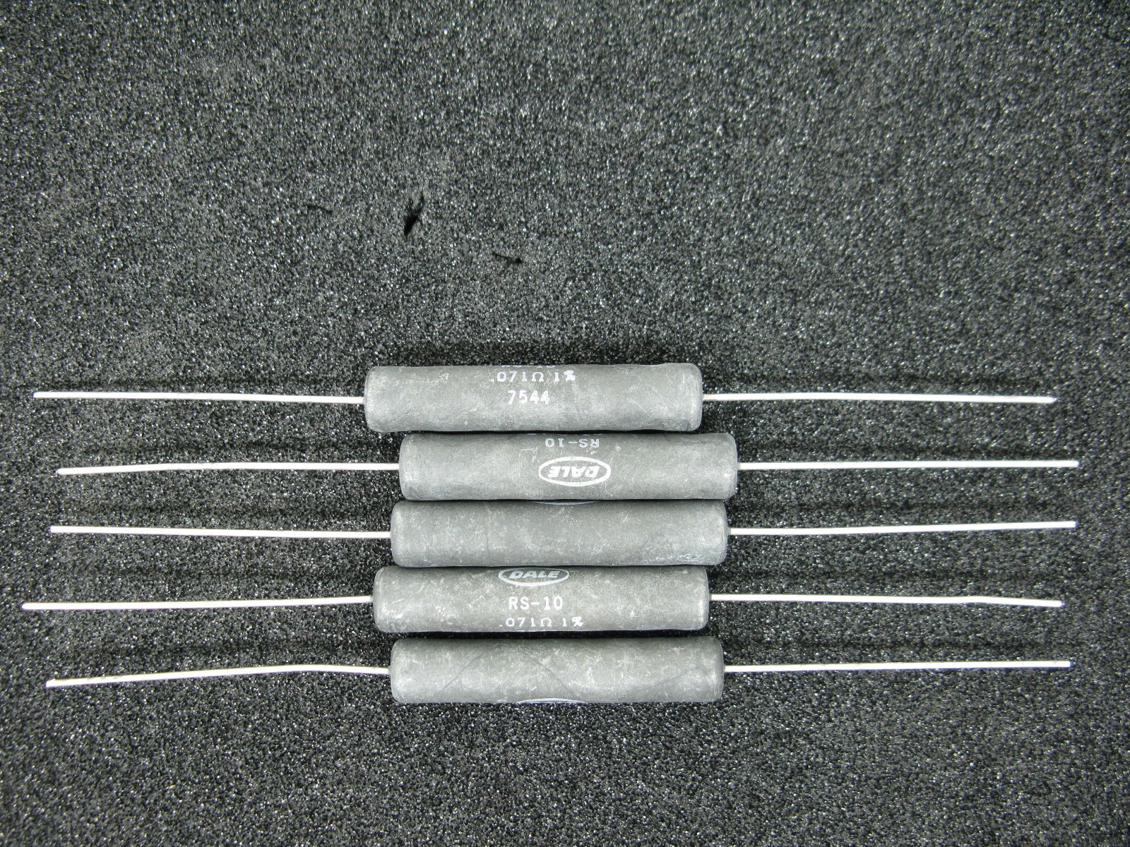 Dale RS-10 .071 Ohm 10 Watt 1% Silicone Coated Precision Wirewound ...