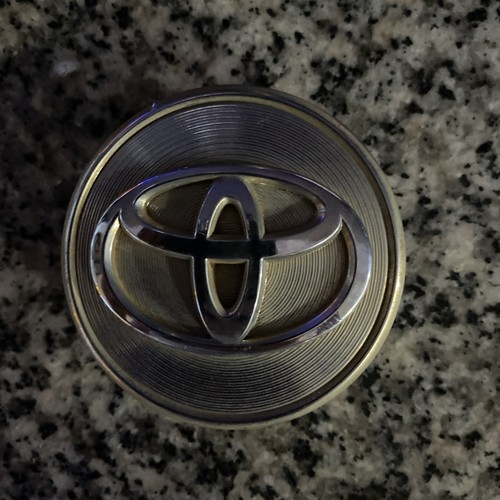 Toyota Camry 42603-06080 OEM Center Wheel Cap Rim Hub Cover Chrome ...