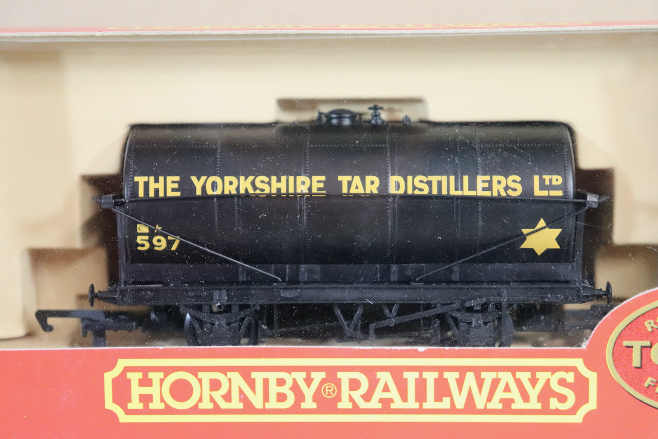 HORNBY R6011 The YORKSHIRE TAR DISTILLERS LTD 20 TON TANK WAGON 597 ...