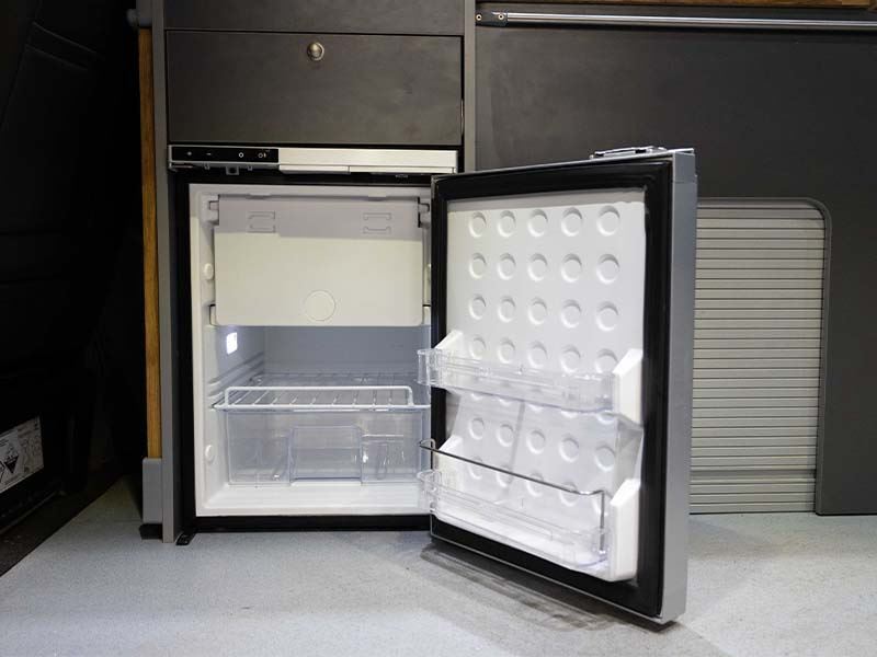 JK F50 Silver 12 Volt Compressor Fridge | Grelly UK