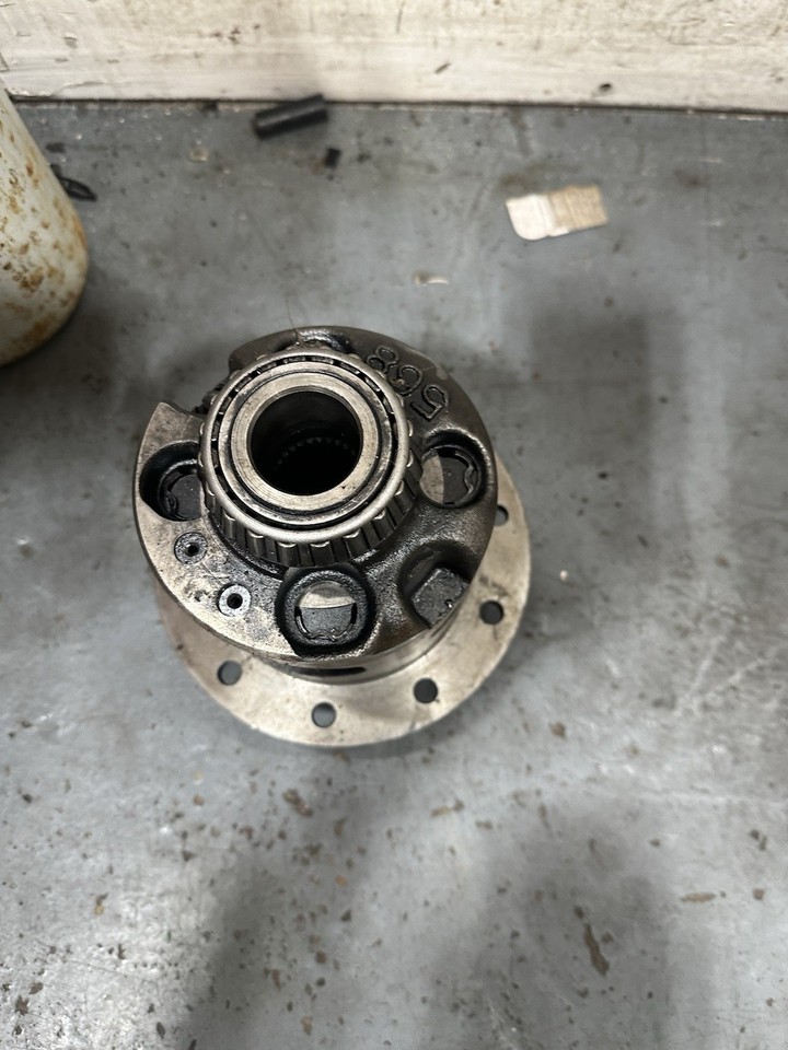 10 Bolt Rear Axle G80 Locker LSD 1999-2007 Gmt800 Tahoe Escalade Yukon ...