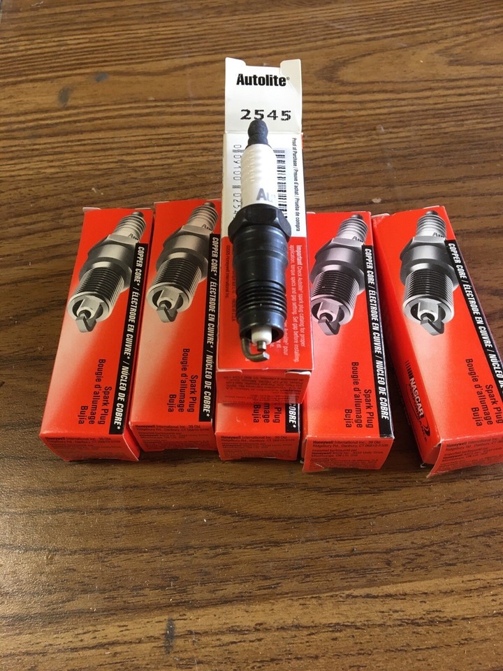 Autolite Copper Spark Plugs, 2545, 6 Pieces in original boxes | eBay